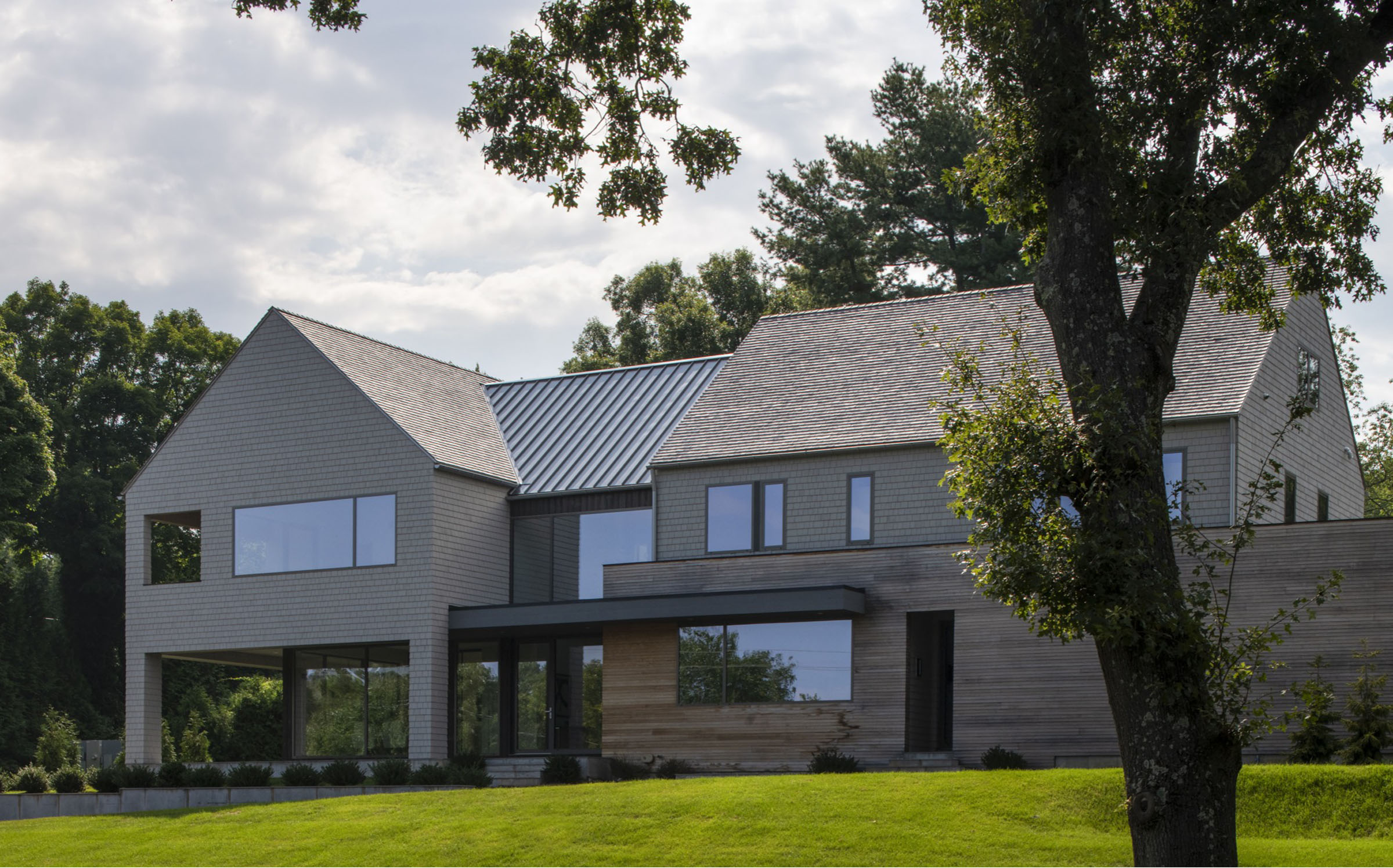 Darien Modern Shingle and Glass - VITA DESIGN GROUP